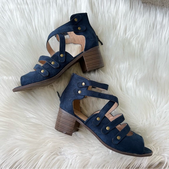 TC | Shoes | Tc Navy Blue Faux Suede Strappy Open Toed Heeled Gold ...